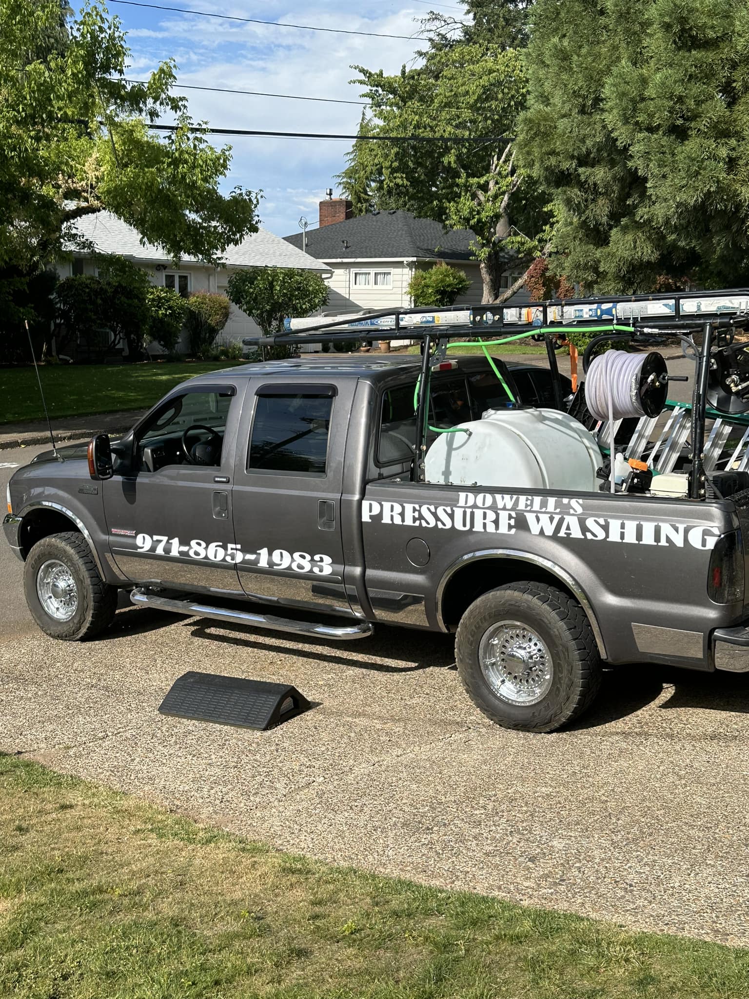 Residential Pressure Washing | Dowell’s Exterior Cleaning